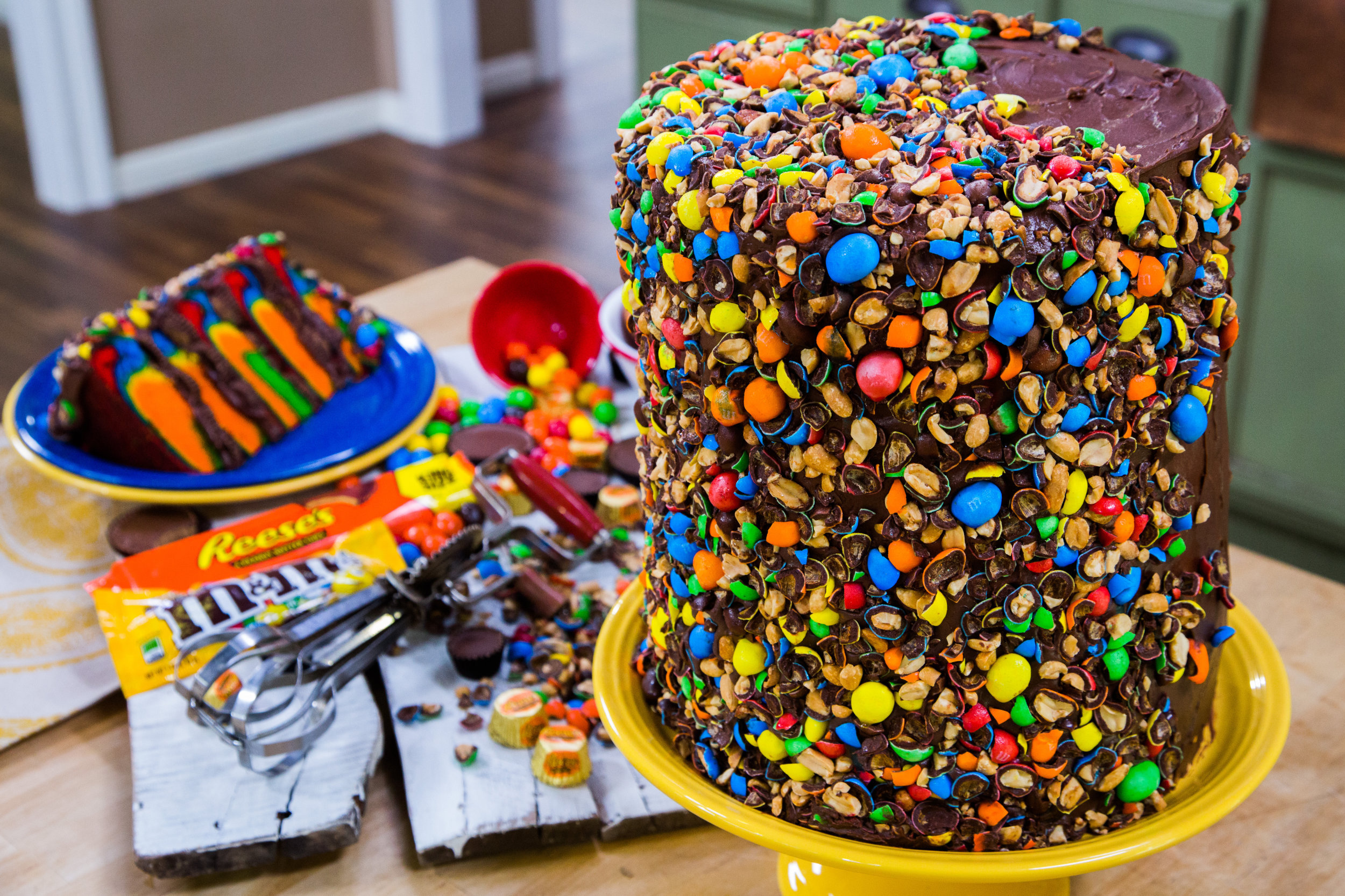 Recipes - Pechoconut Cake | Home & Family | Hallmark Channel