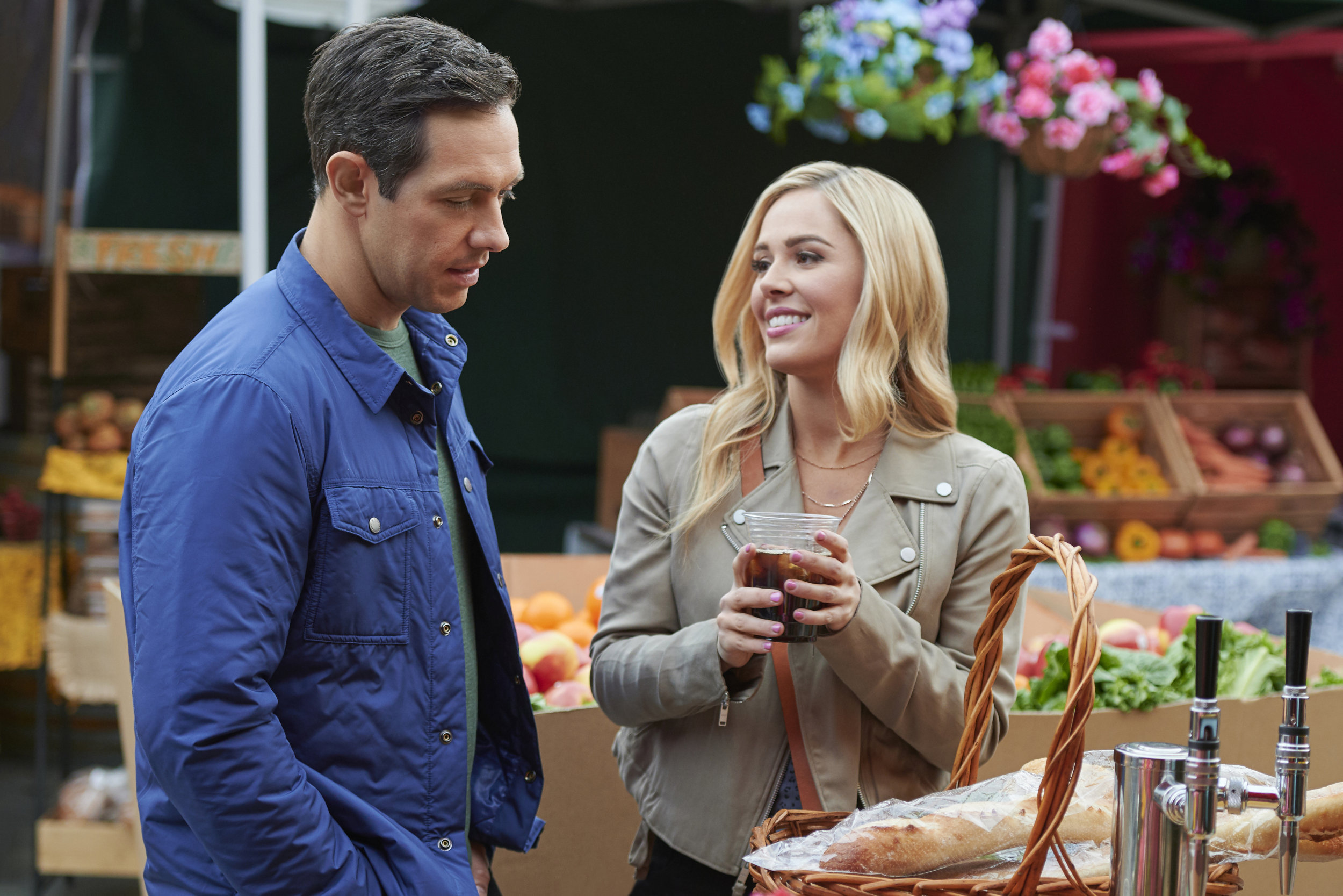 You're Bacon Me Crazy - Cast | Hallmark Channel