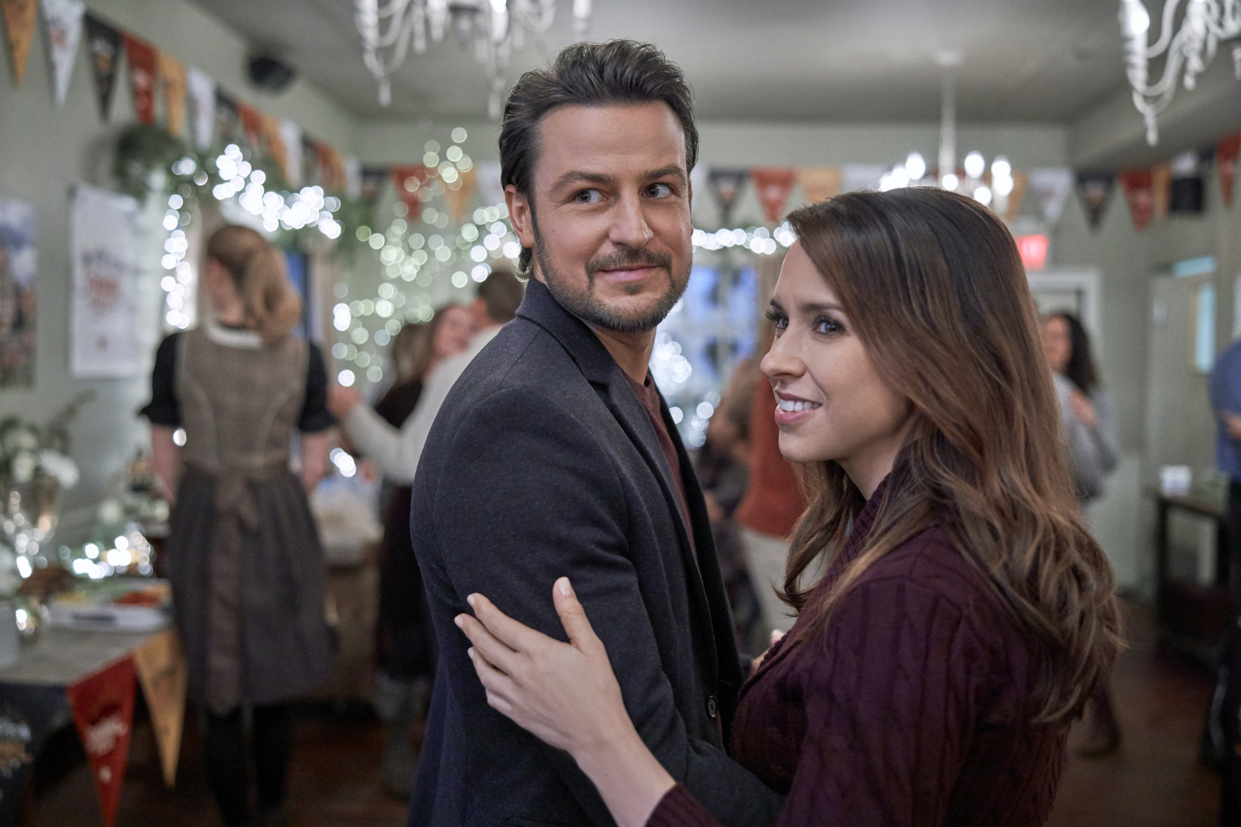 Winter in Vail - Cast | Hallmark Channel