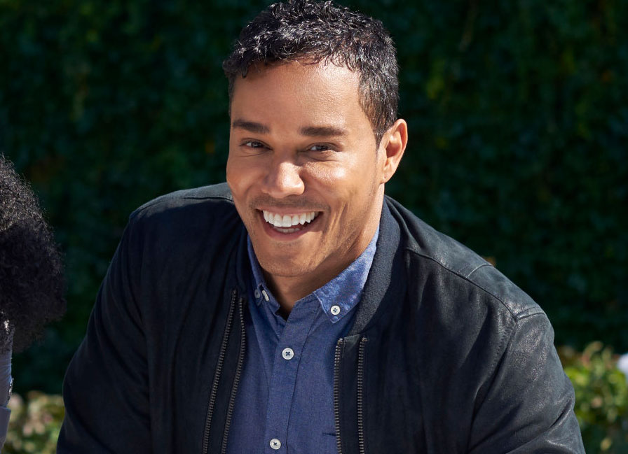 Christian Vincent as Connor Martin on A Majestic Christmas | Hallmark ...